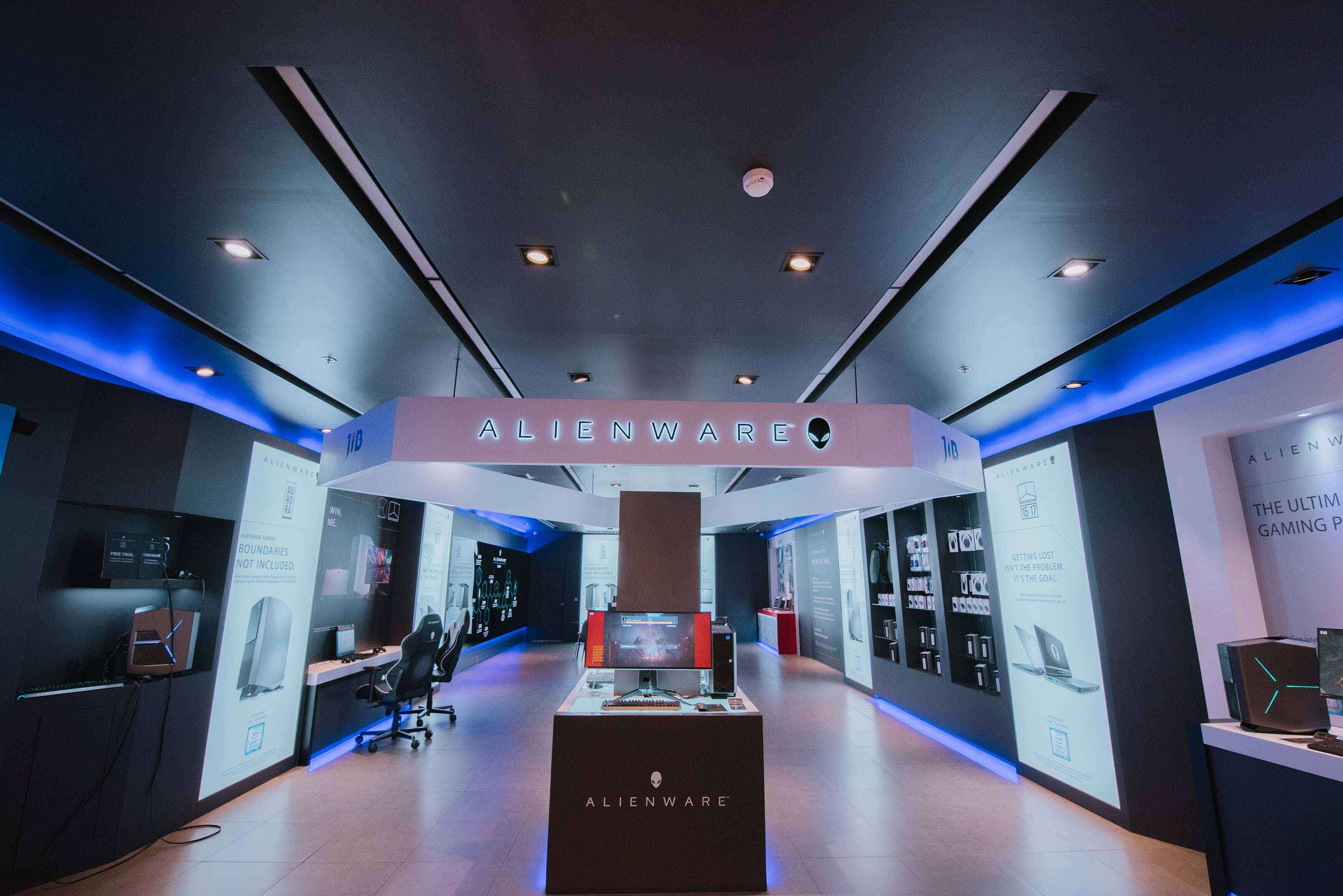04 Alienware Experience Store - techhub