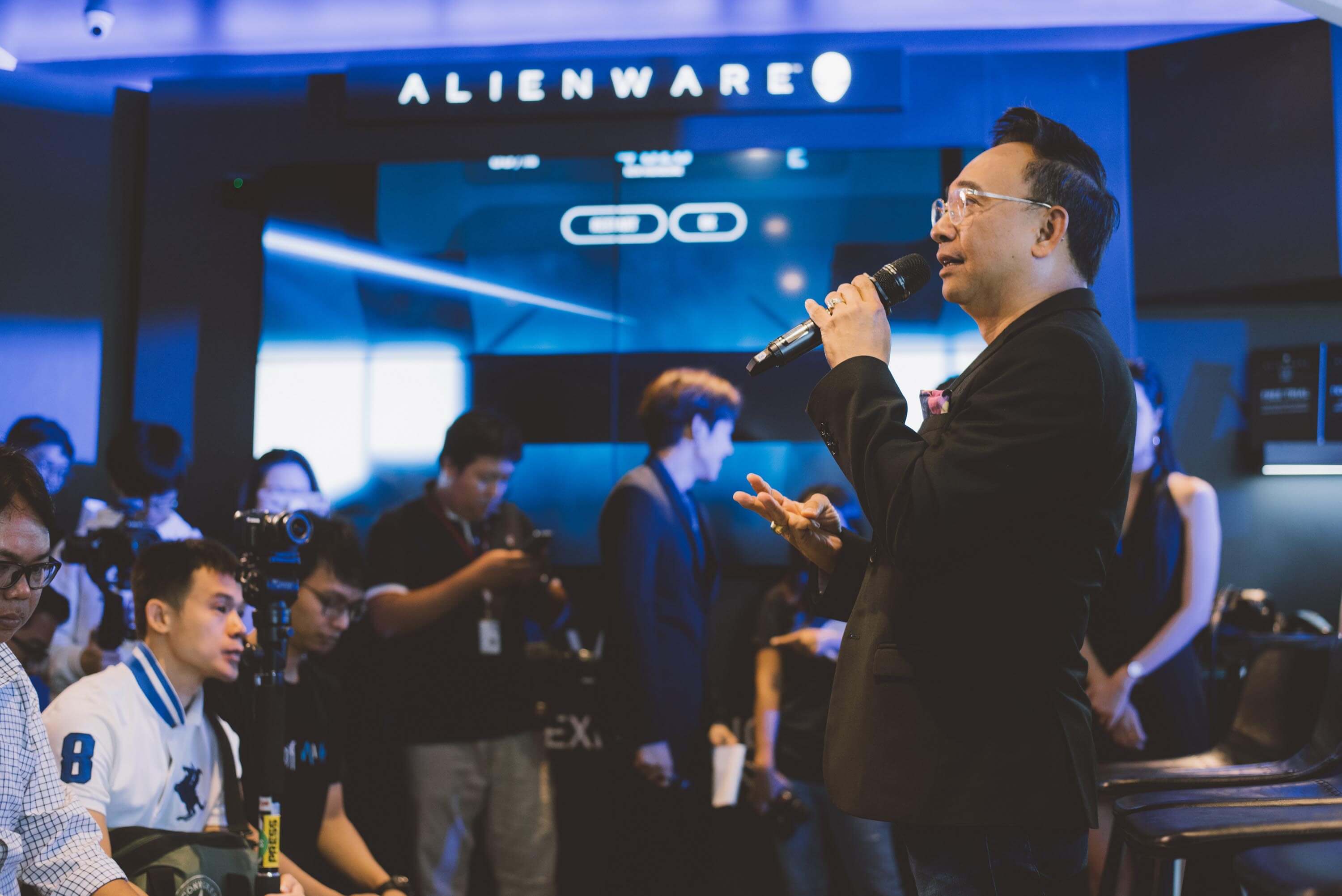 06 Alienware Experience Store - techhub