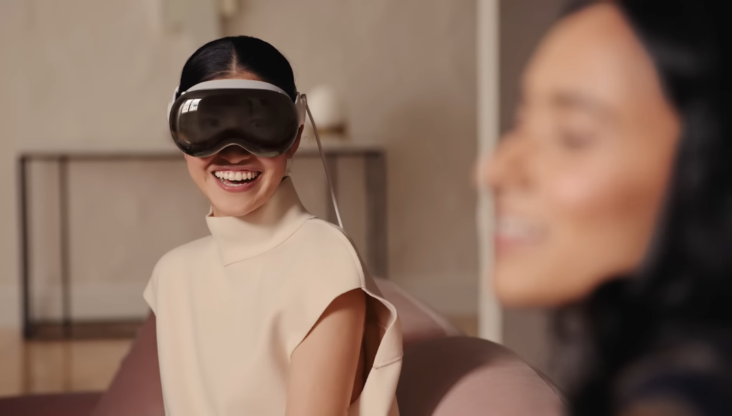 ที่สุดของแว่น AR เปิดตัว Vision Pro เปิดโลกเสมือนในงบหลักแสน