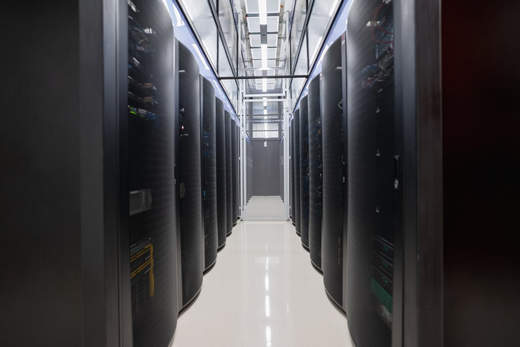 Etix Everywhere กรุยทางสู่ Data center ยั่งยืนด้วยพลังงานสะอาด ติดโซล่า ...