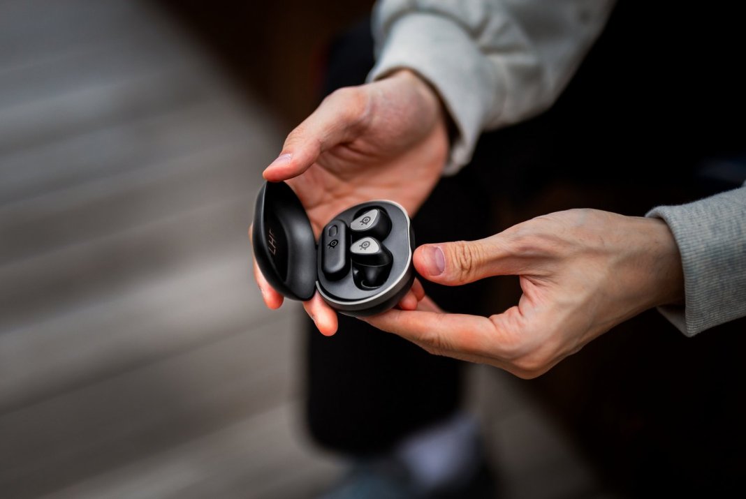 STEELSERIES ยกทัพสินค้าใหม่เอาใจสายเกมเมอร์ เปิดตัว ARCTIS GAMEBUDS™ WIRELESS GAMING EARBUDS หู ...