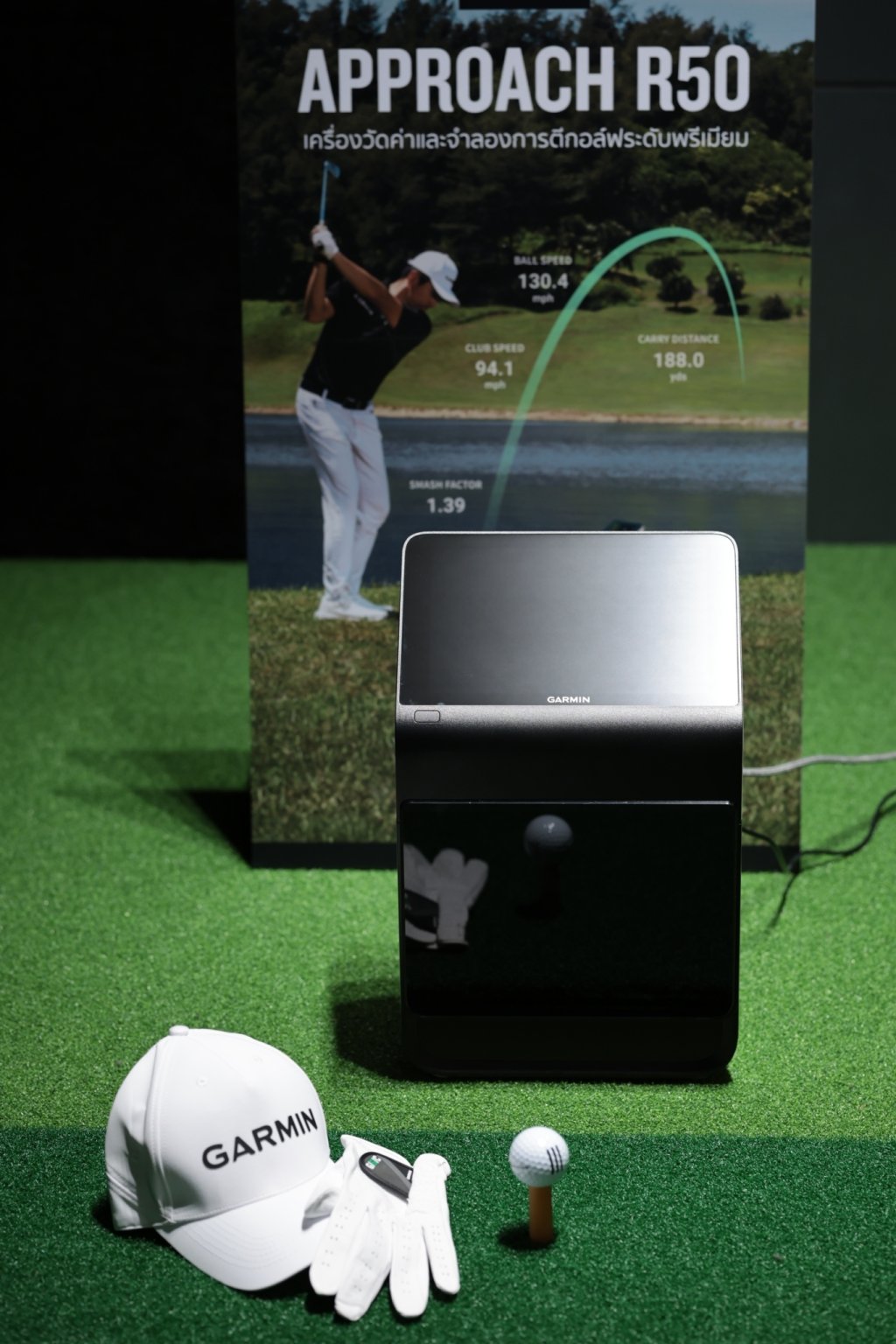 APPROACH R50 Launch Monitor พกพาพร้อมหน้าจอ และระบบจำลองสนามกอล์ฟ ระดับ ...