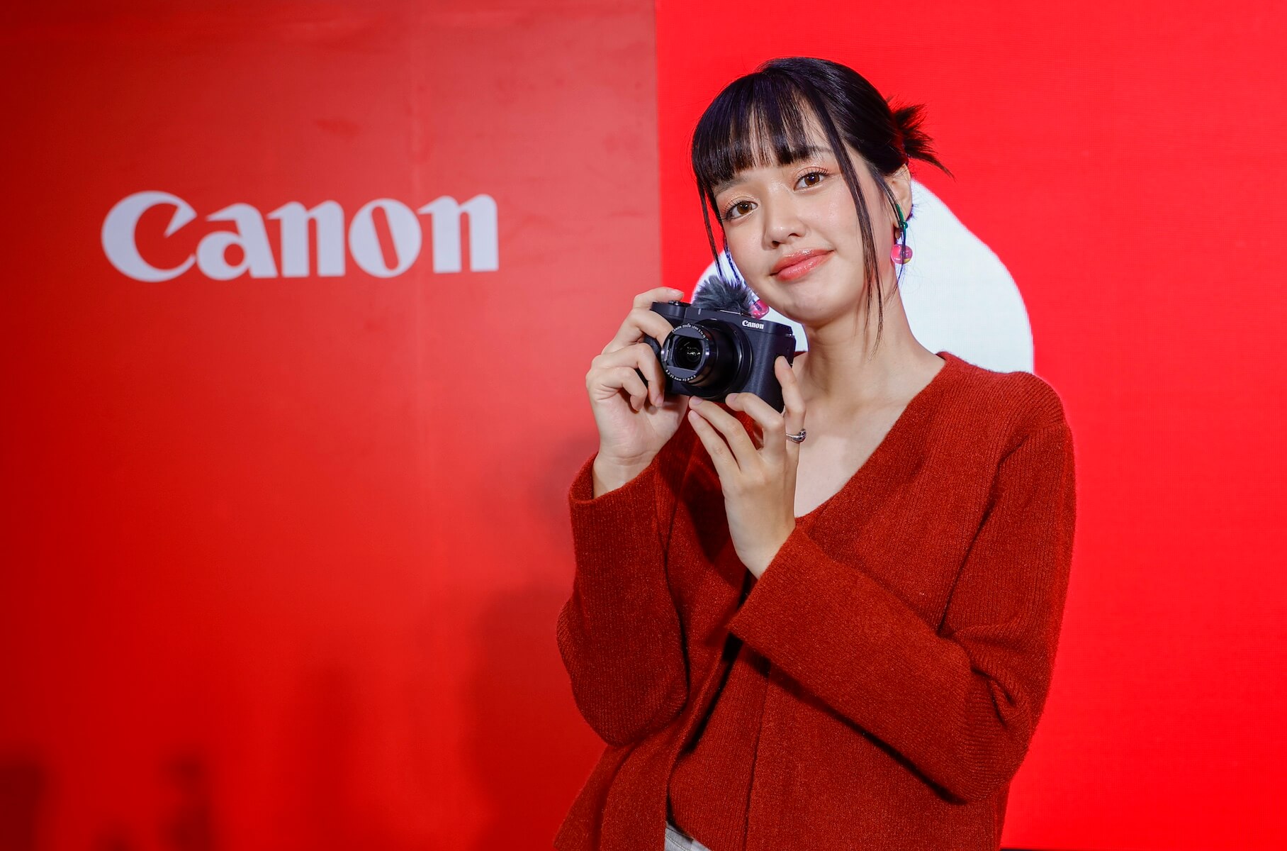 พลอย พลอยไพลิน เจ้าของเพจ Pigkaploy_01 - techhub