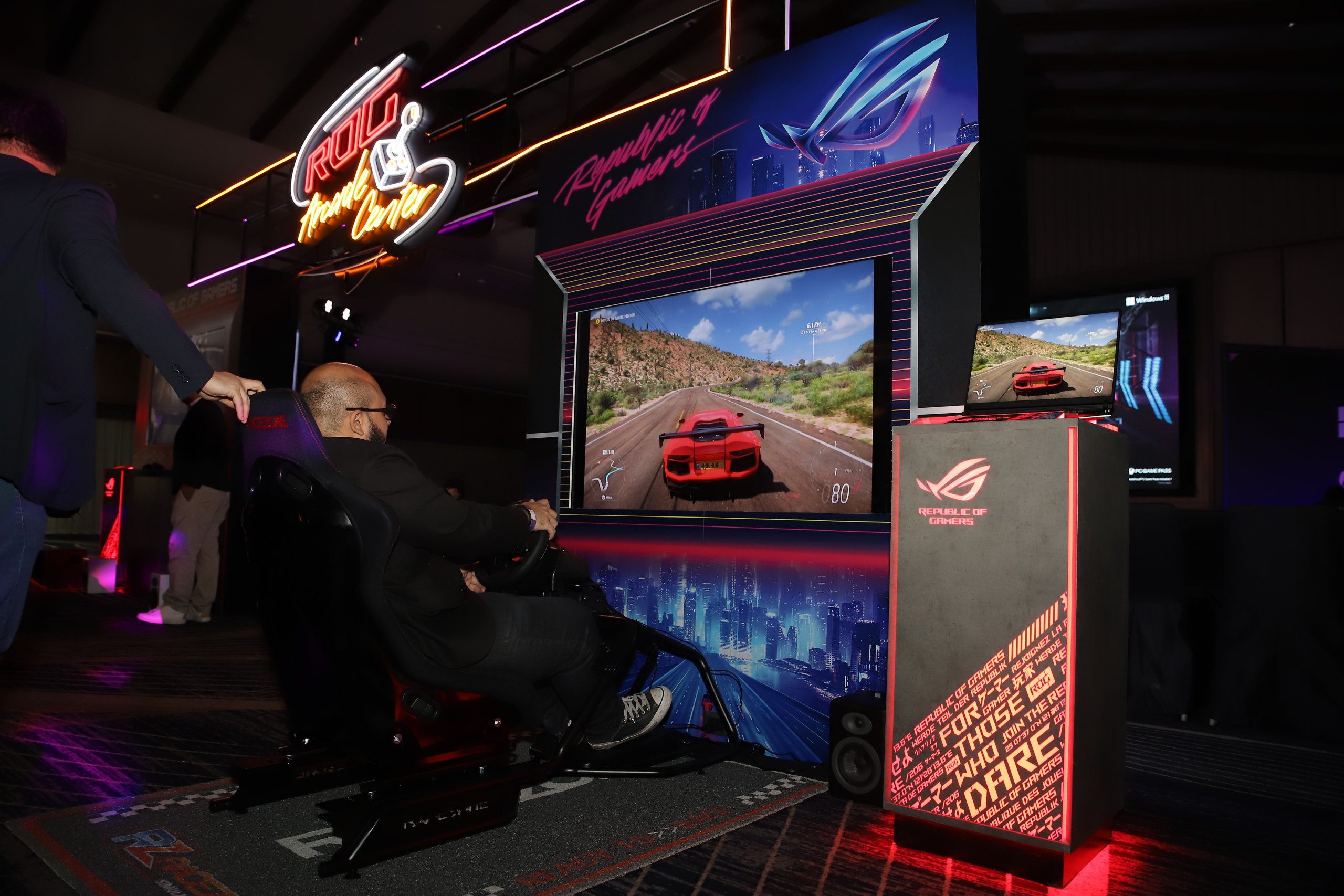 ROG เปิดตัวไลน์อัปเกมมิ่งโน้ตบุ๊กรุ่นใหม่ล่าสุดของปี 2025 ในงาน ‘NEXT ...